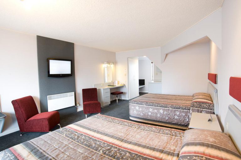 Accommodation - The Village Inn Hotel